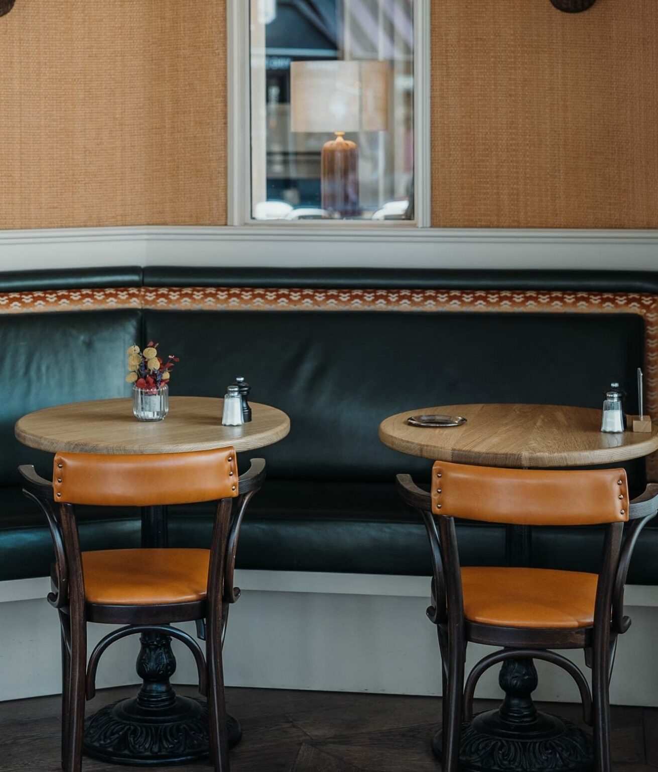 Solid oak bistro table Classic - Ardamez